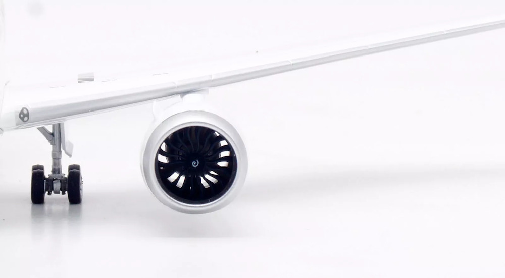 Boeing 787-8 Dreamliner JAL Japan Airlines "Doraemon Jet ...