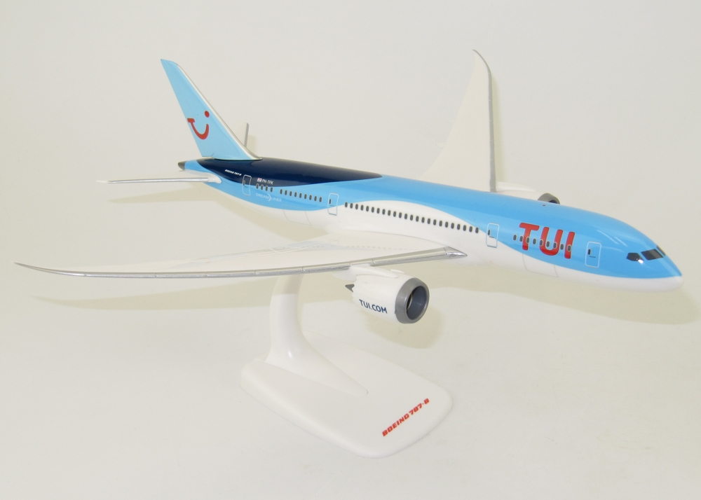 Boeing 787-8 Dreamliner TUI Netherlands | Modelsnavigator.com
