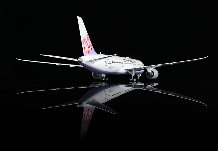 Boeing 787-9 Dreamliner China Airlines | Modelsnavigator.com