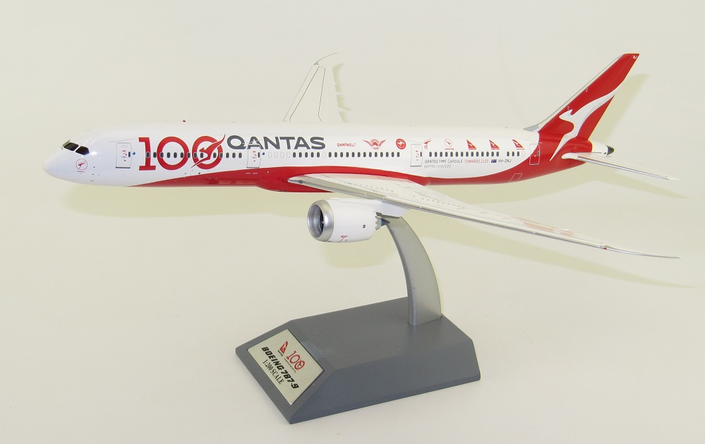 Boeing 787-9 Dreamliner Qantas "100 year anniversary" | Modelsnavigator.com