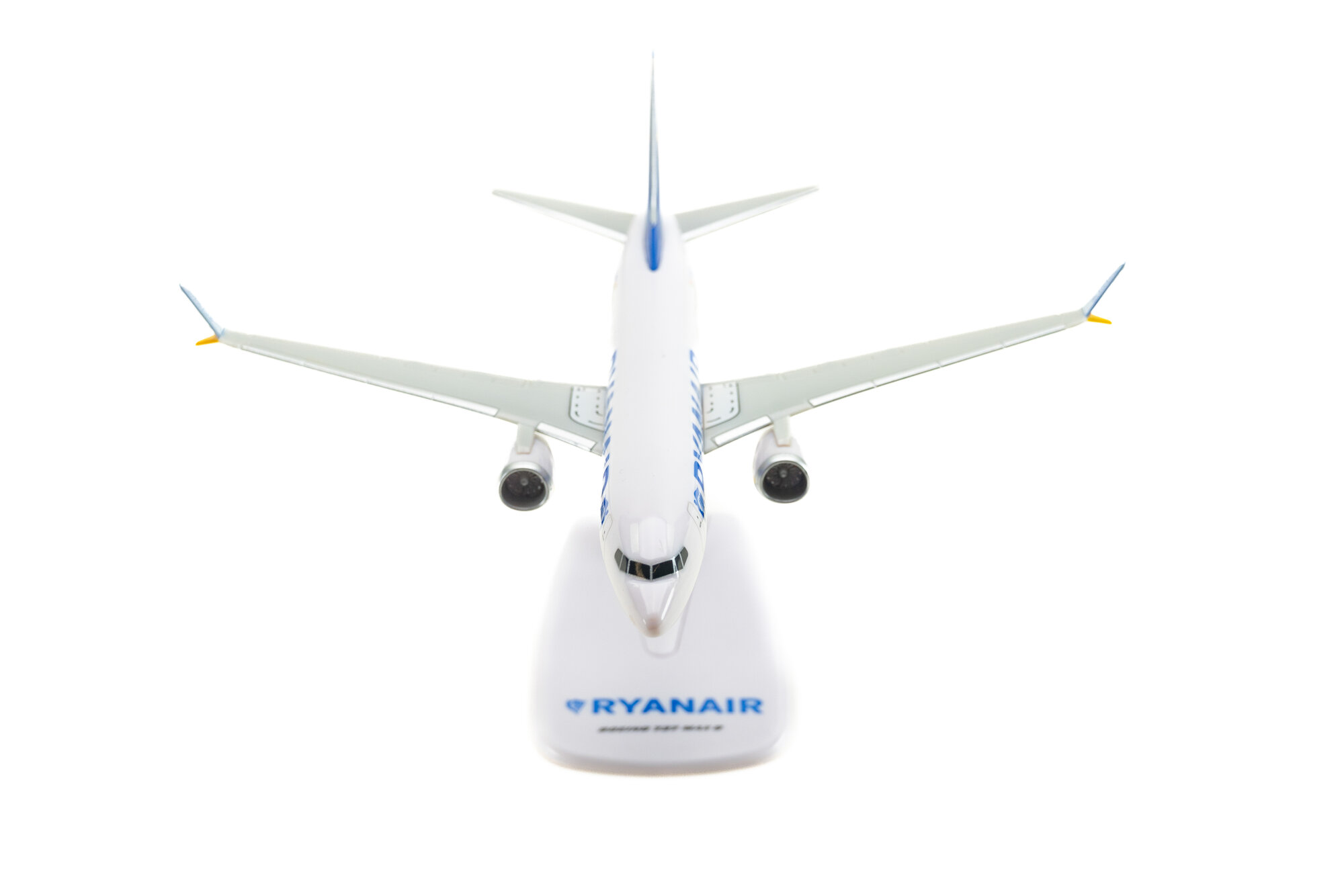 Boeing B737 MAX 8 Ryanair | Modelsnavigator.com