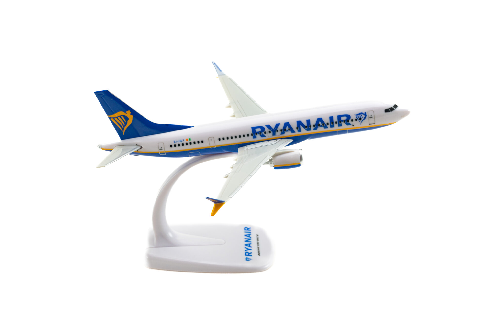 Boeing B737 MAX 8 Ryanair | Modelsnavigator.com