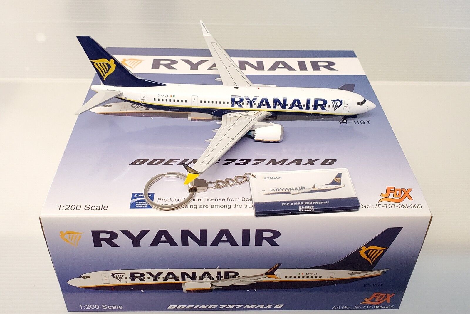 Boeing B737 MAX 8 Ryanair | Modelsnavigator.com
