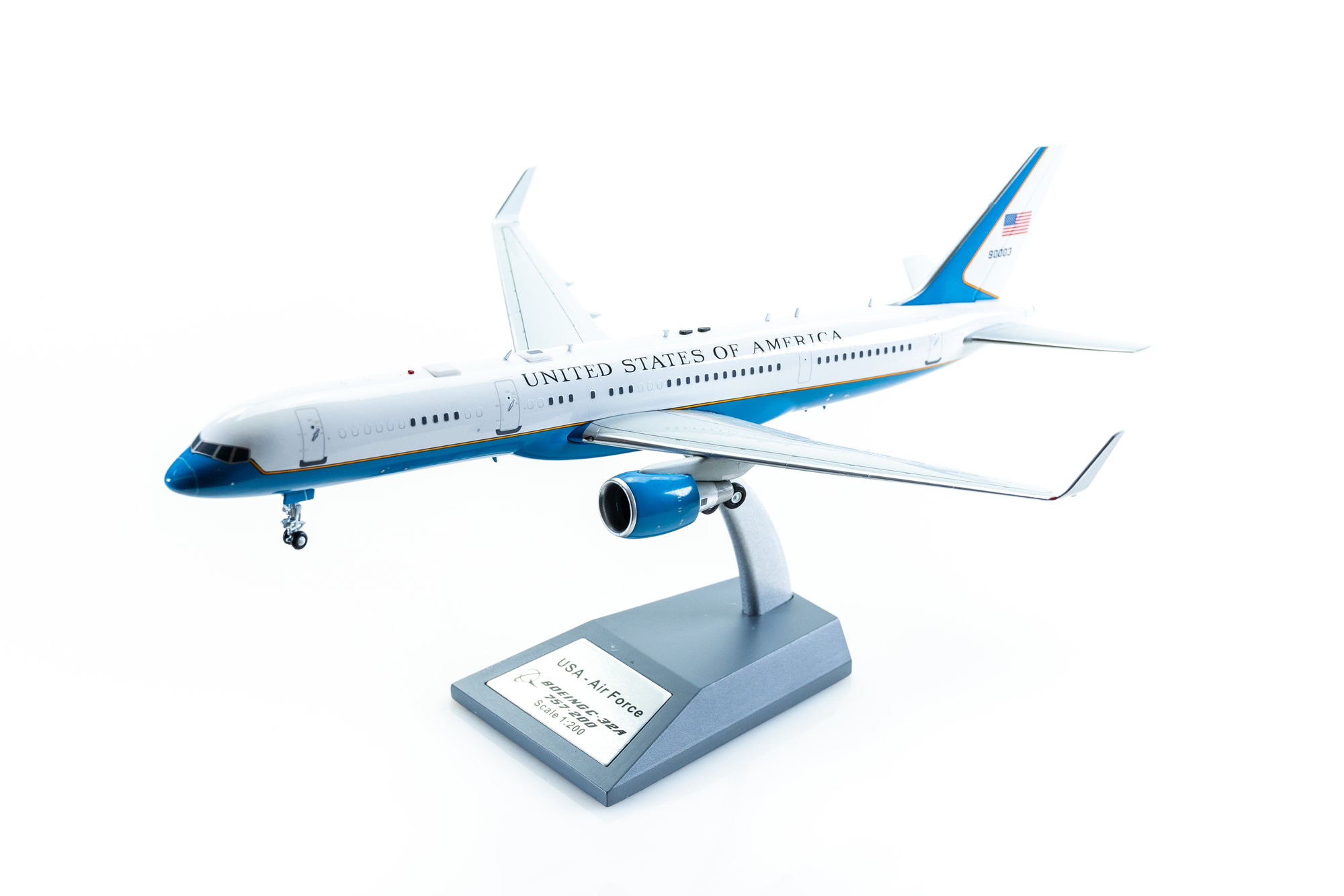 Boeing B757-200 (C-32A) - United States Air Force | Modelsnavigator.com