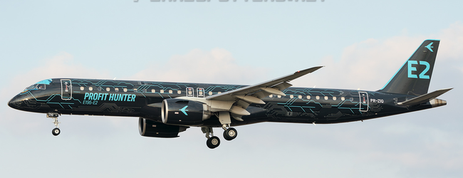 Embraer 195-E2 House Colors "Profit Hunter" | Modelsnavigator.com