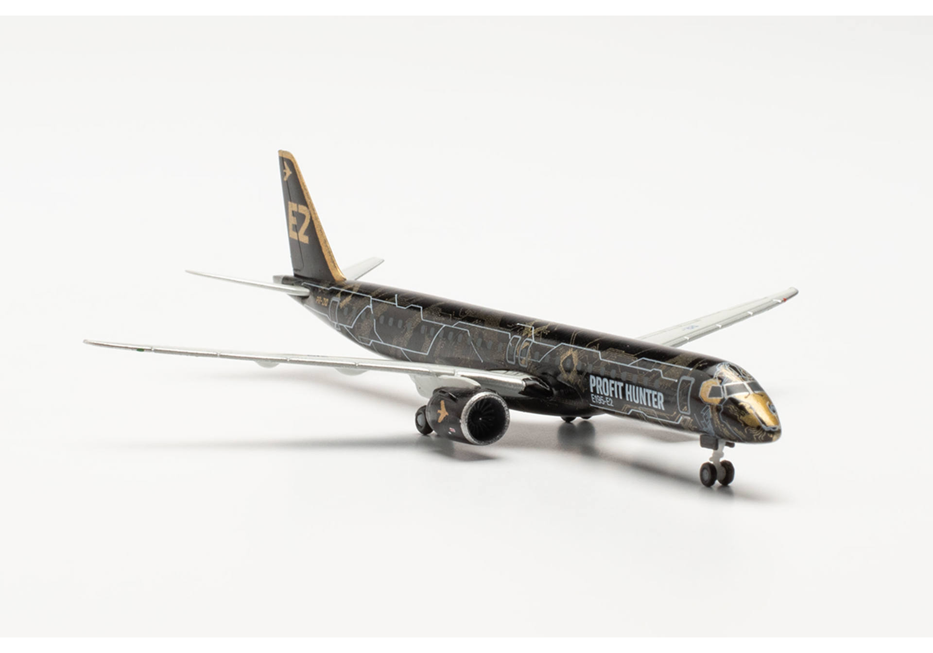 Embraer ERJ195-E2 Profit Hunter, Golden Eagle | Modelsnavigator.com