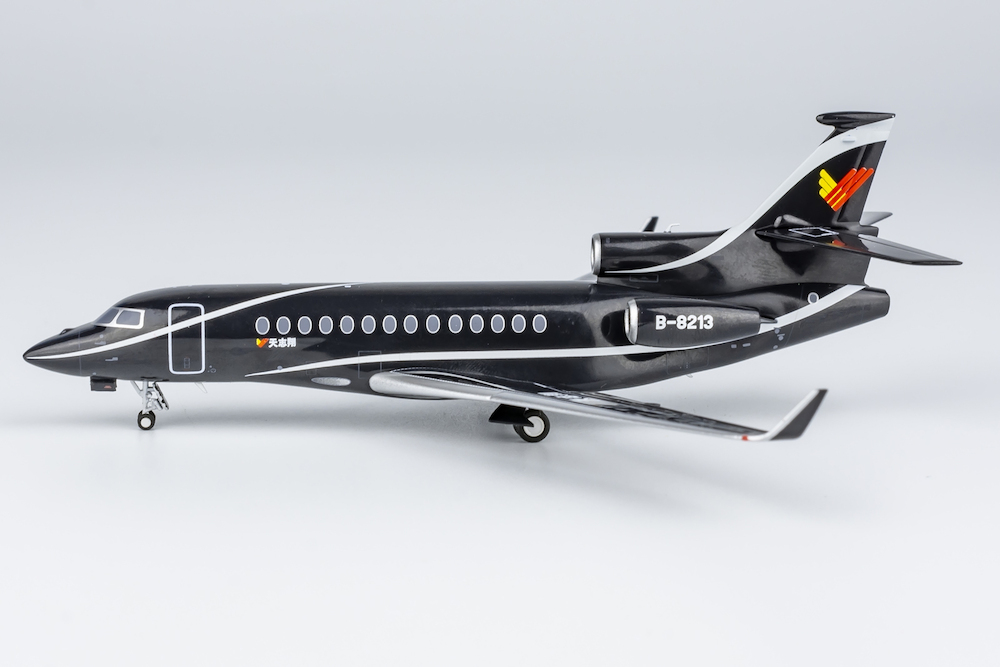 Falcon 7X Deer Jet | Modelsnavigator.com