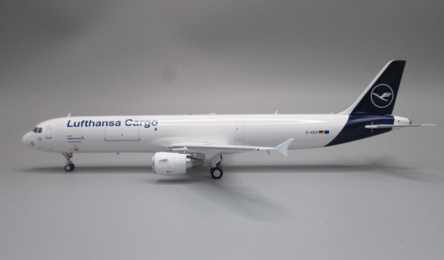 Airbus A321-211(P2F) Lufthansa Cargo / Lufthansa Cityline ...