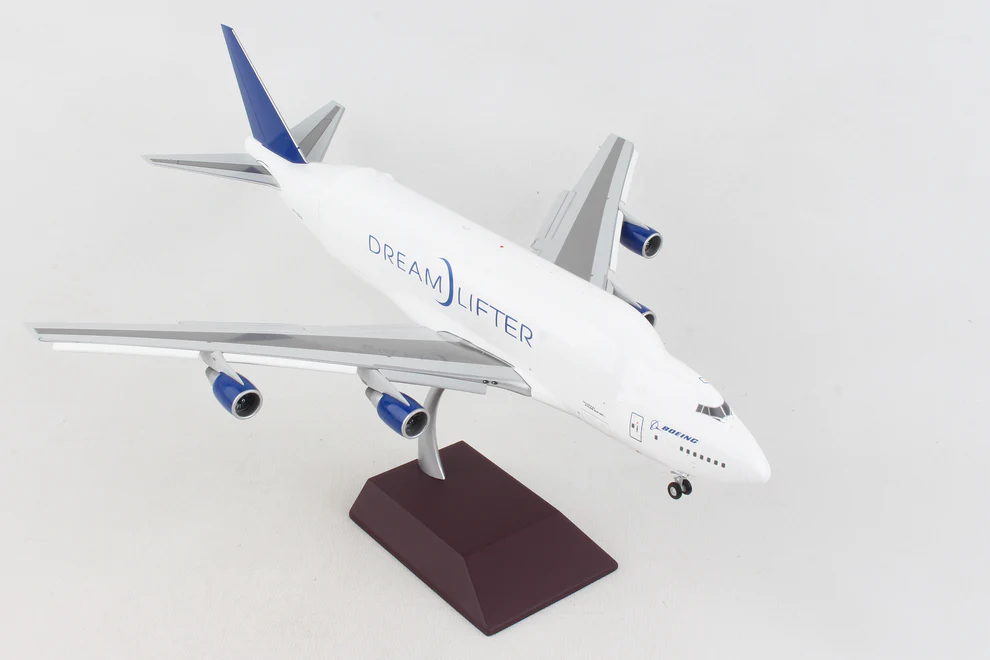 Boeing 747-400LCF Atlas Air "Dreamlifter" Flaps Down Version ...