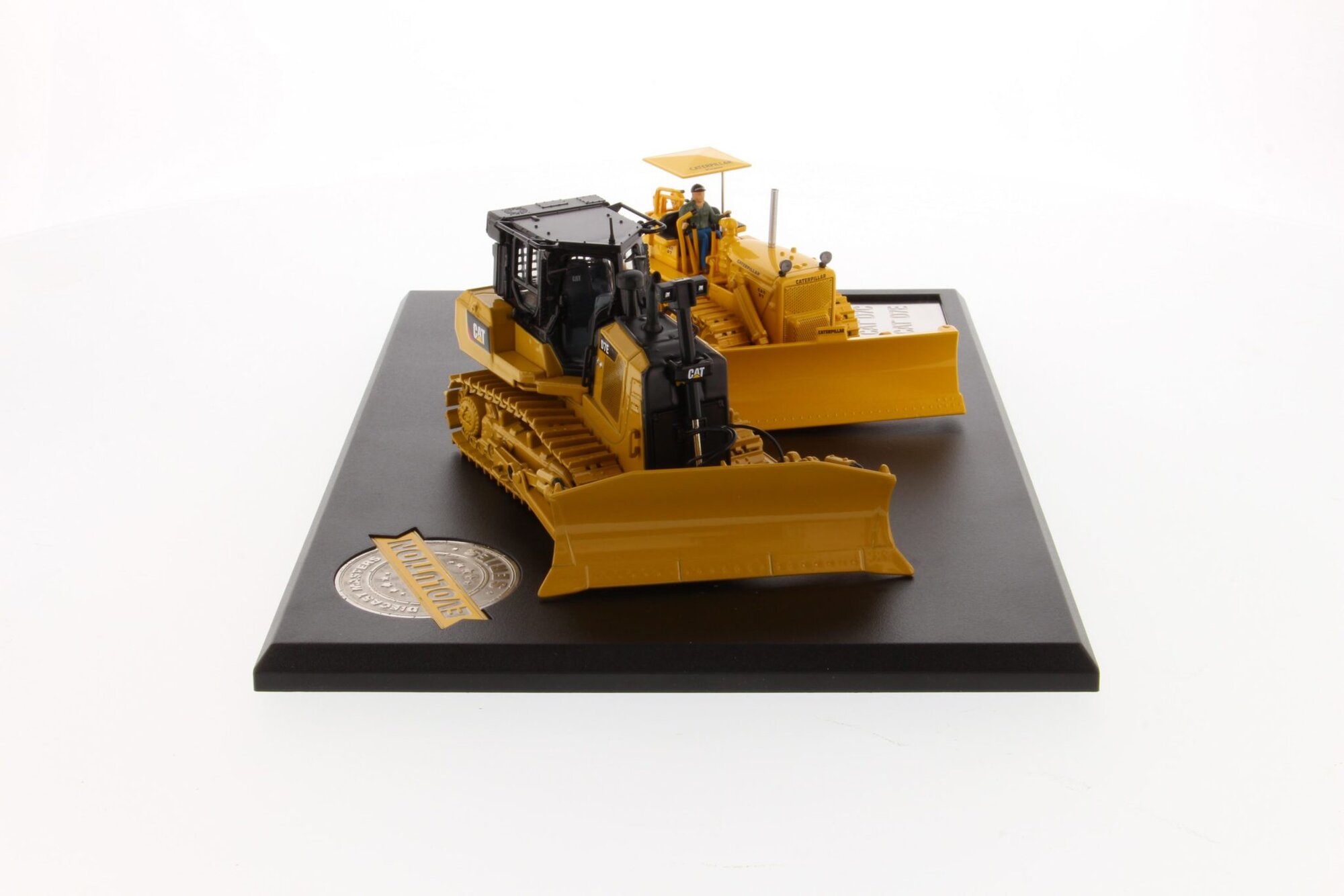CAT Track Type Tractor Evolution (D7C&D7E) Track Type Tractor Evolution ...