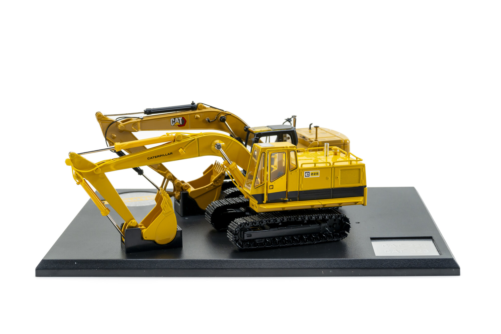 Set Cat 225 Hydraulic Excavator + Cat 323 Hydraulic Excavator ...