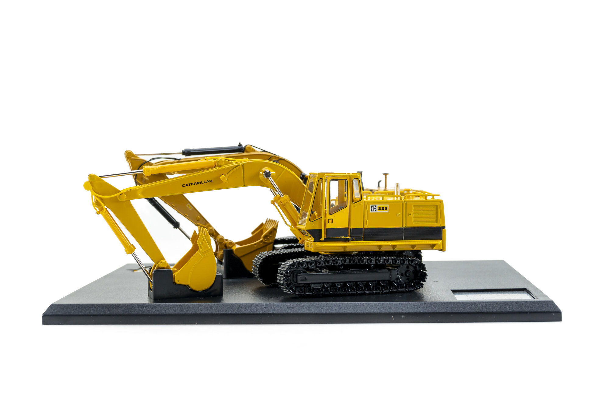 Set Cat 225 Hydraulic Excavator + Cat 323 Hydraulic Excavator ...