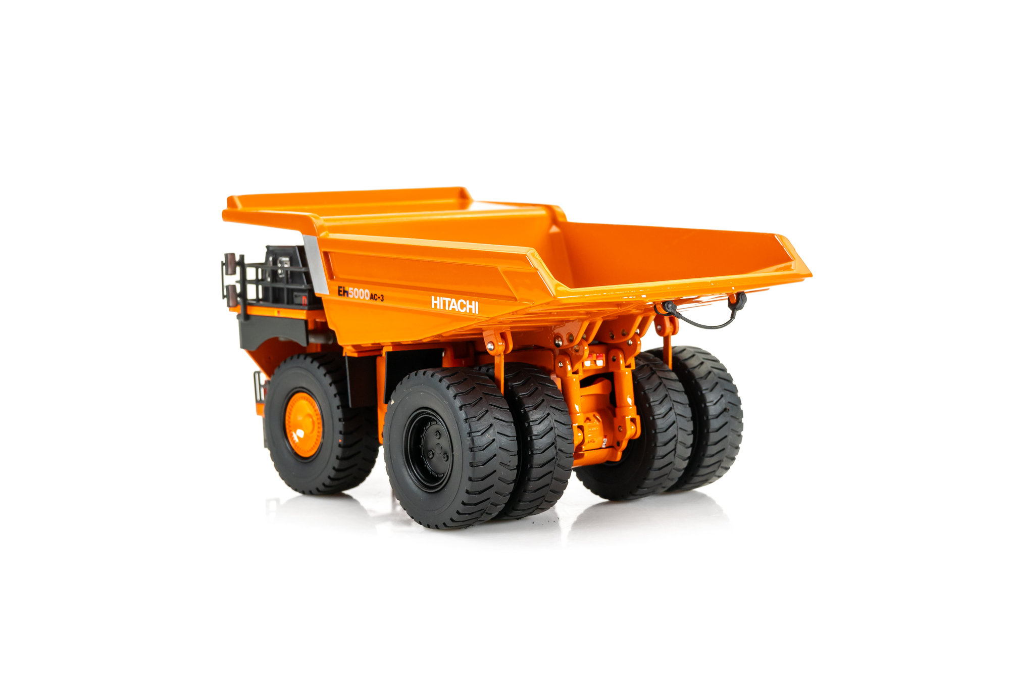 Hitachi EH5000 AC-3 fixed dumper | Modelsnavigator.com