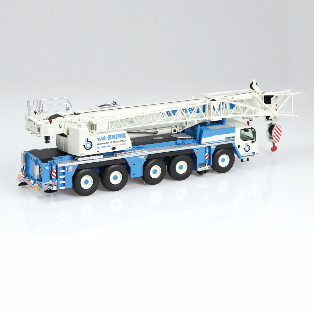 Liebherr LTM1250-5.1 "Van den Brink" | Modelsnavigator.com