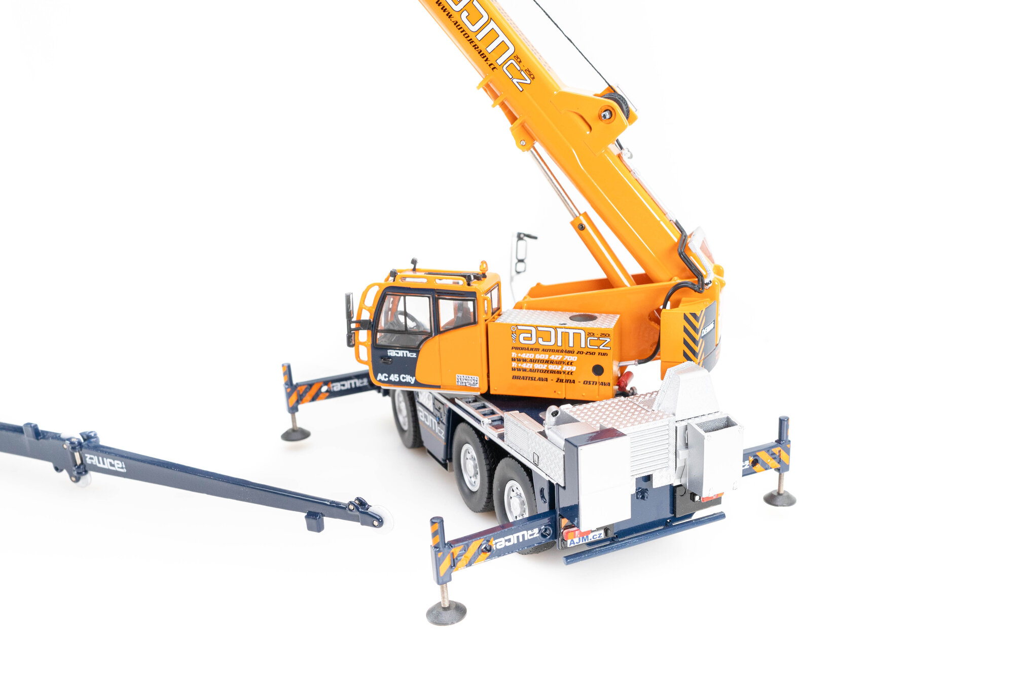 Crane DEMAG AC45 RADEK MALINA | Modelsnavigator.com