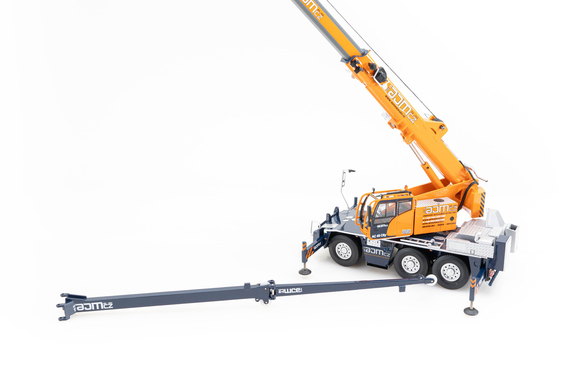 Crane DEMAG AC45 RADEK MALINA | Modelsnavigator.com