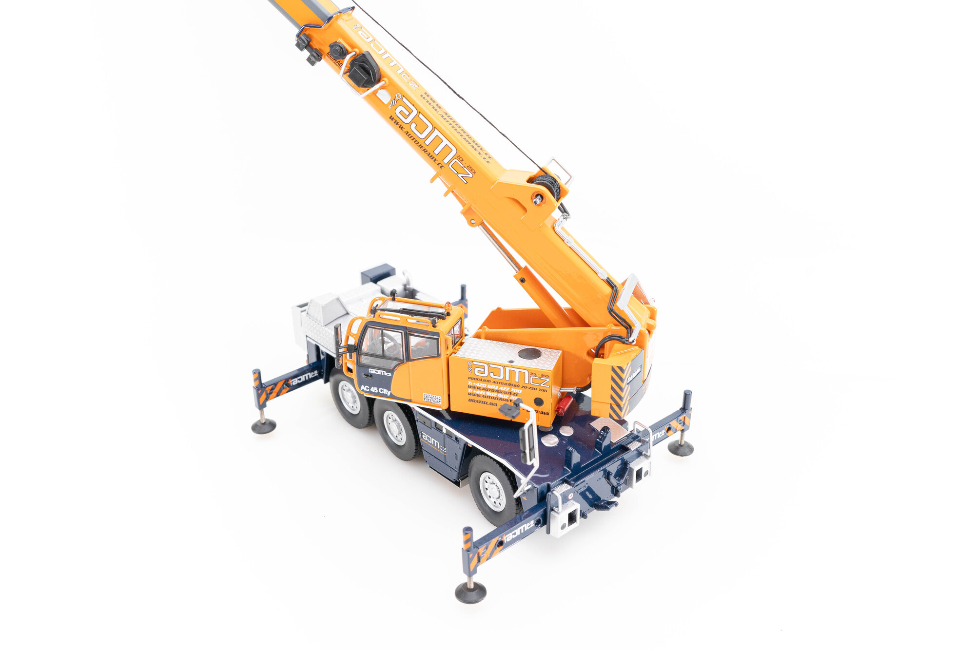 Crane DEMAG AC45 RADEK MALINA | Modelsnavigator.com