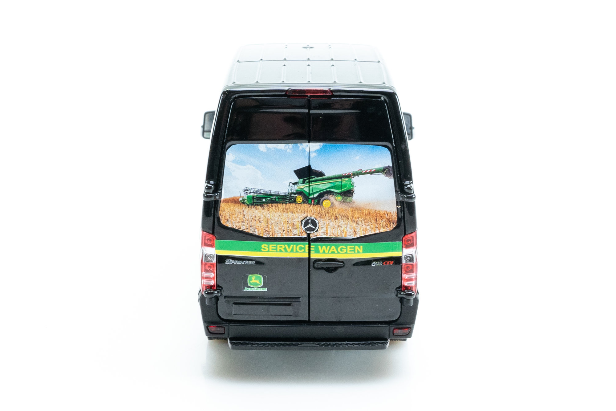 Mercedes-Benz Sprinter John Deere "Black Edition" | Modelsnavigator.com