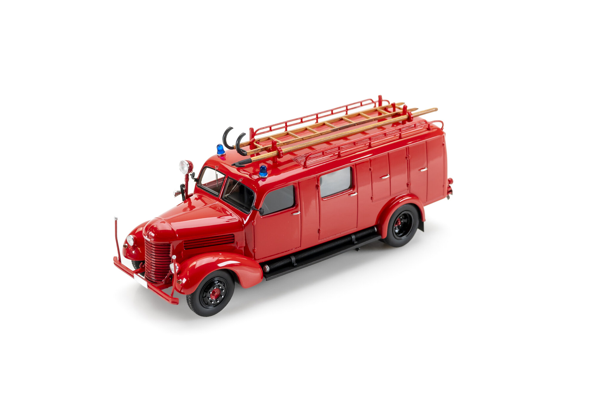 Praga RN DVS 8 | Modelsnavigator.com