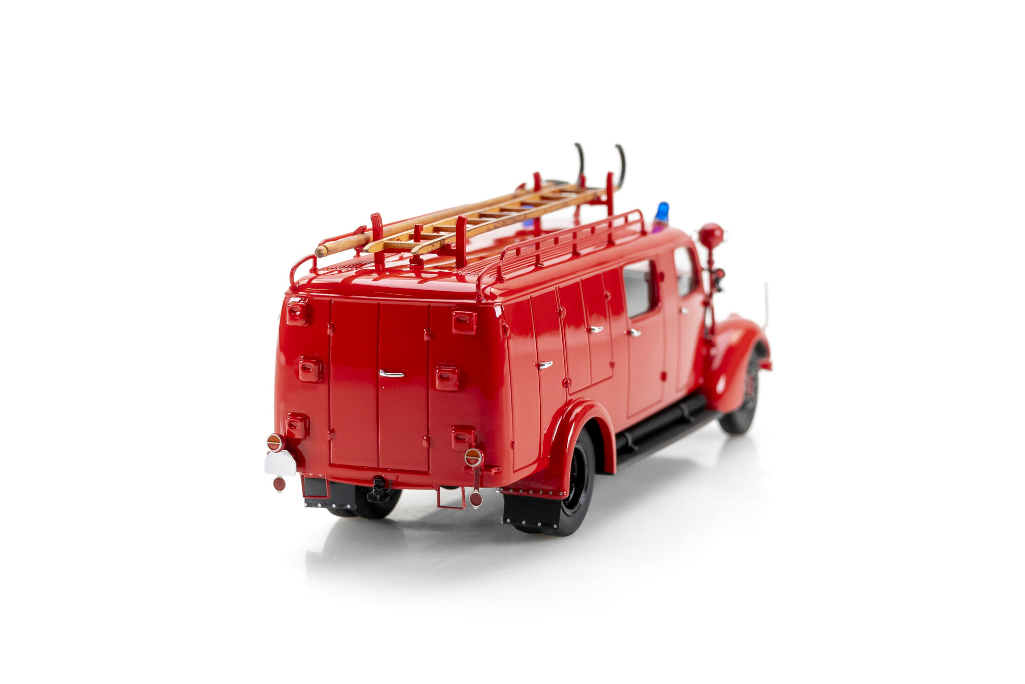 Praga RN DVS 8 | Modelsnavigator.com