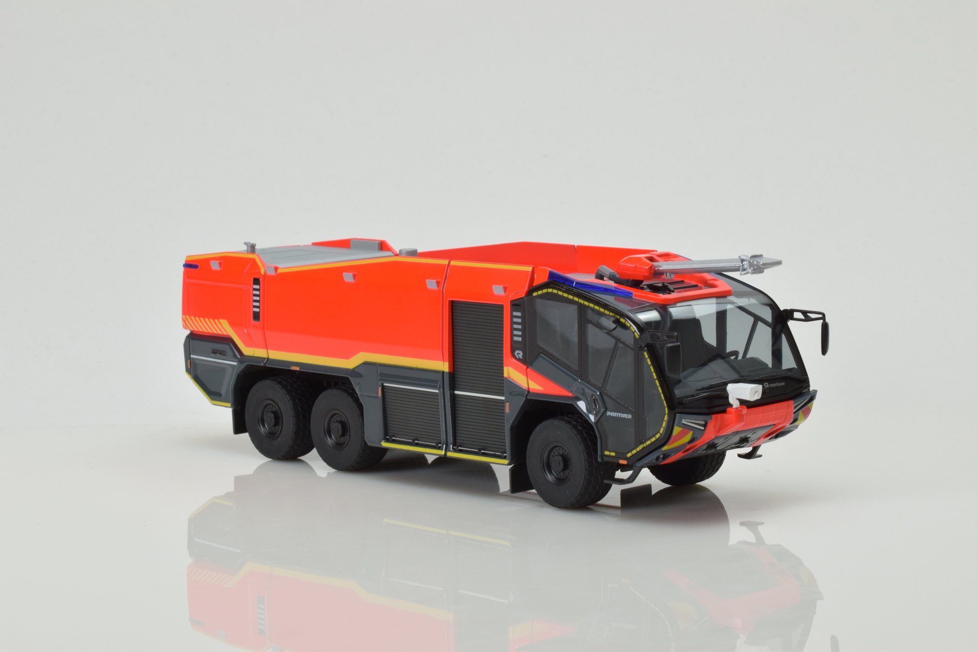 Rosenbauer FLF Panther 6x6 Fire brigade | Modelsnavigator.com