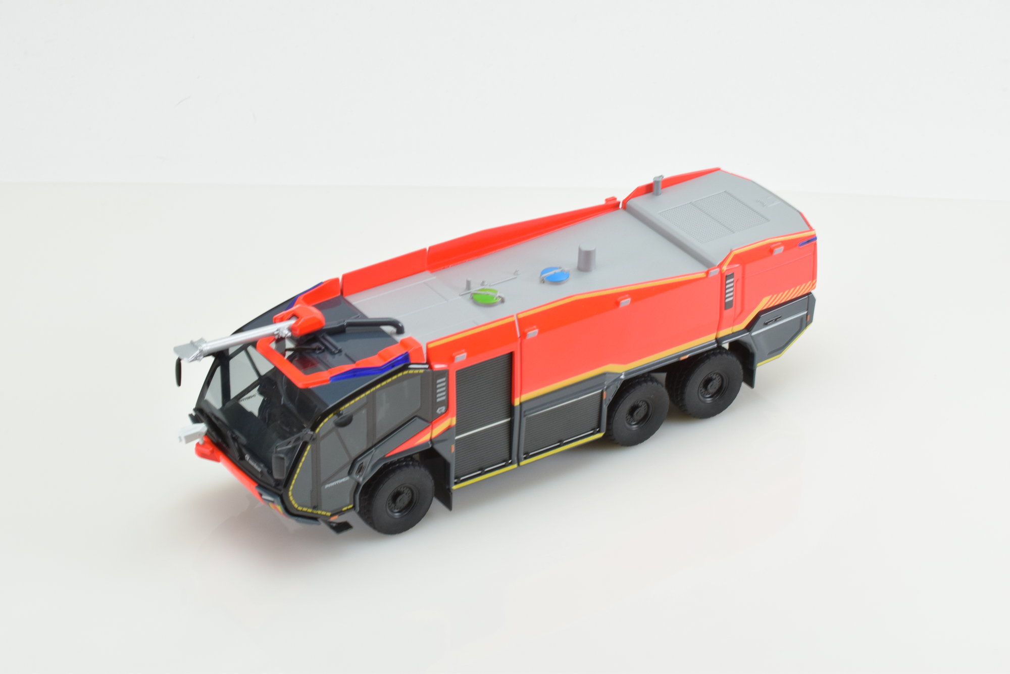 Rosenbauer FLF Panther 6x6 Fire brigade | Modelsnavigator.com