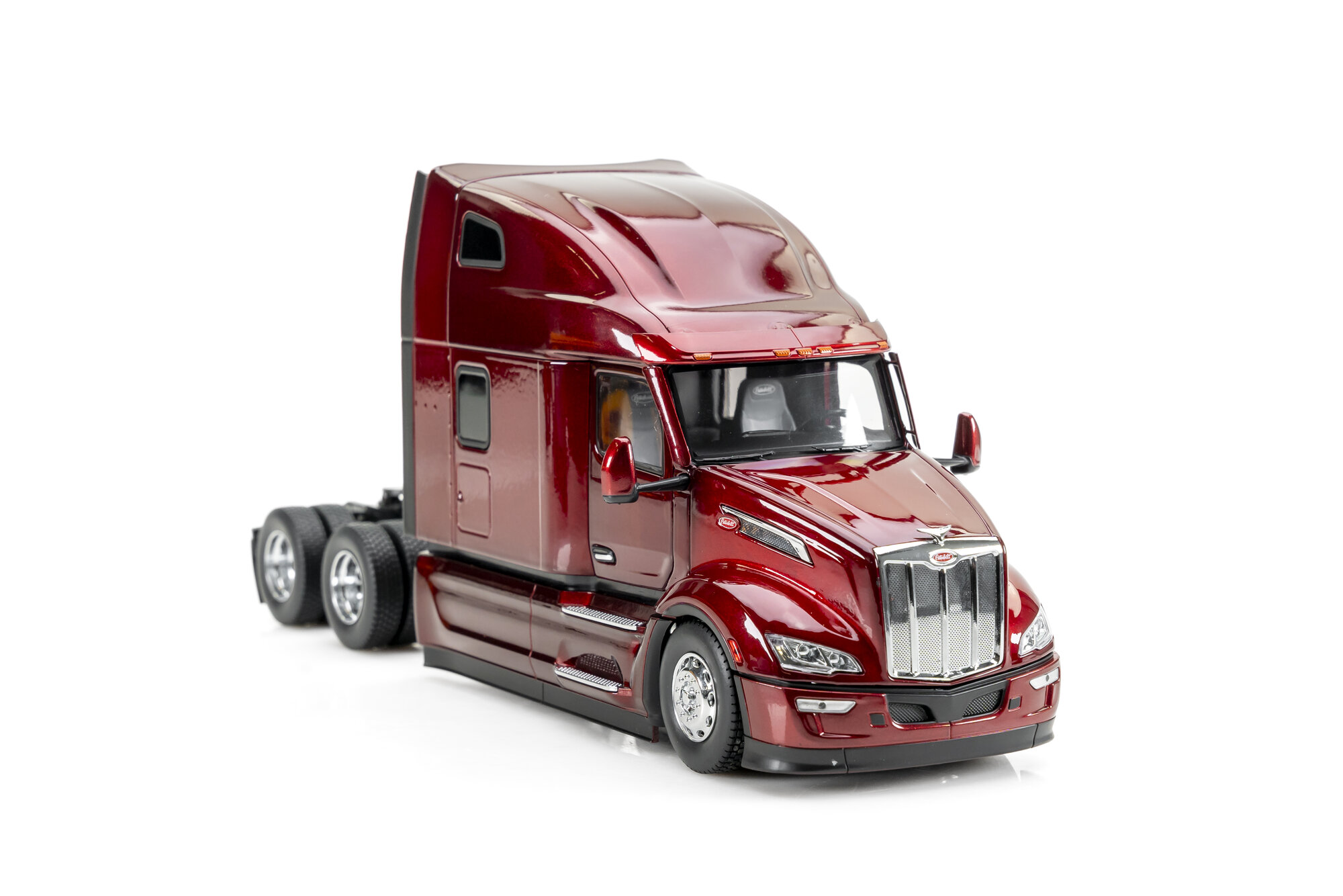 Peterbilt 579 Ultraloft Tractor | Modelsnavigator.com