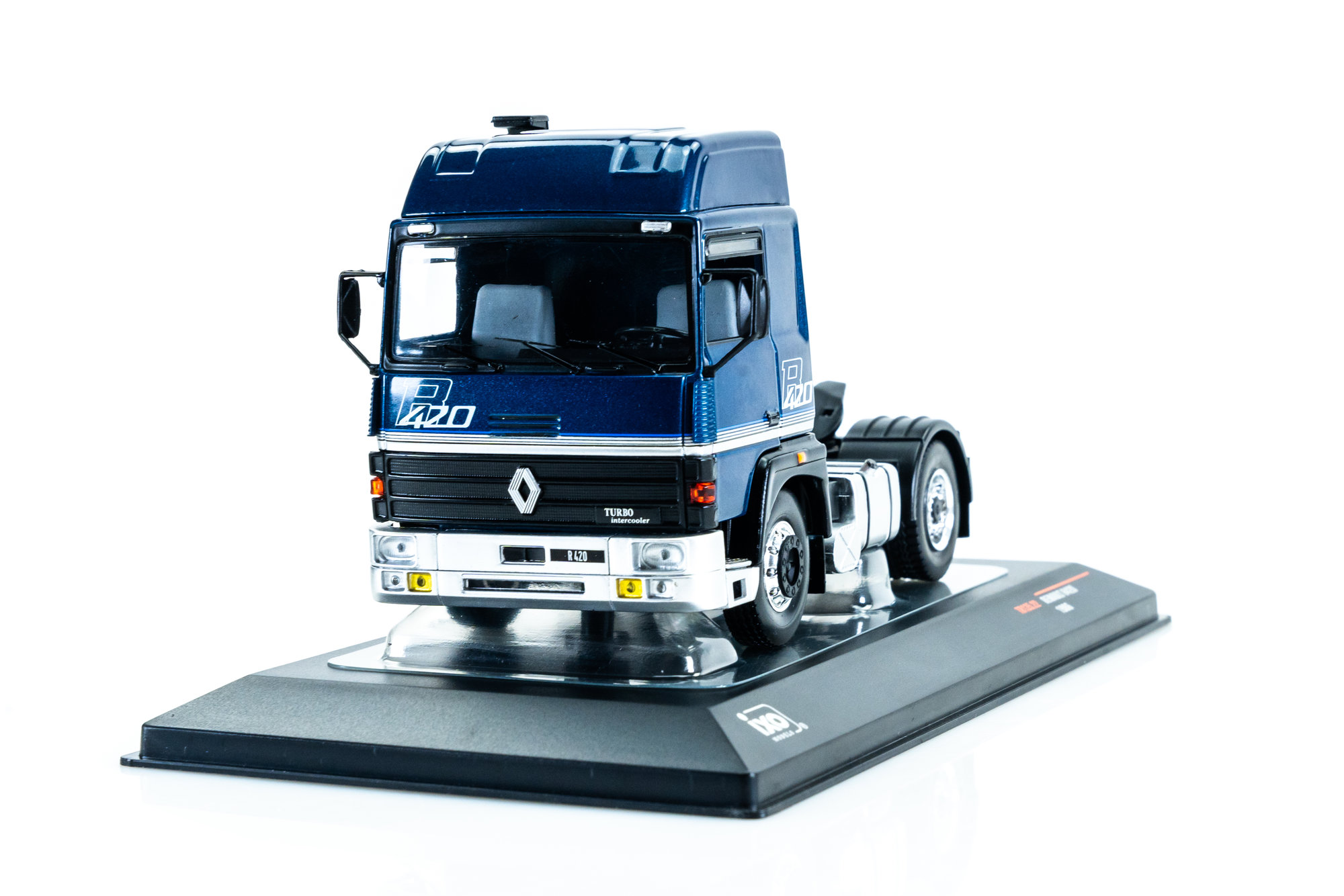 Renault R420, metallic-blue, 1986 | Modelsnavigator.com