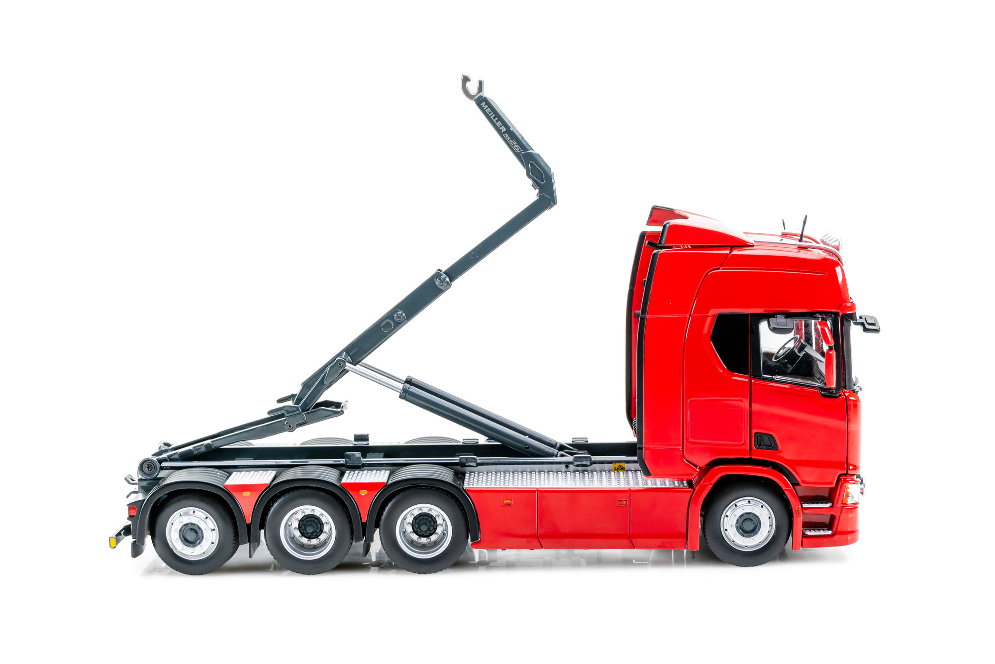 Scania R500 series with hooklift, red | Modelsnavigator.com