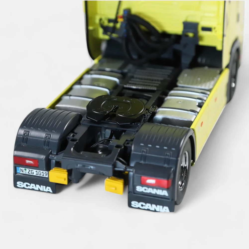 Scania V8 730S 4x2 Yellow | Modelsnavigator.com