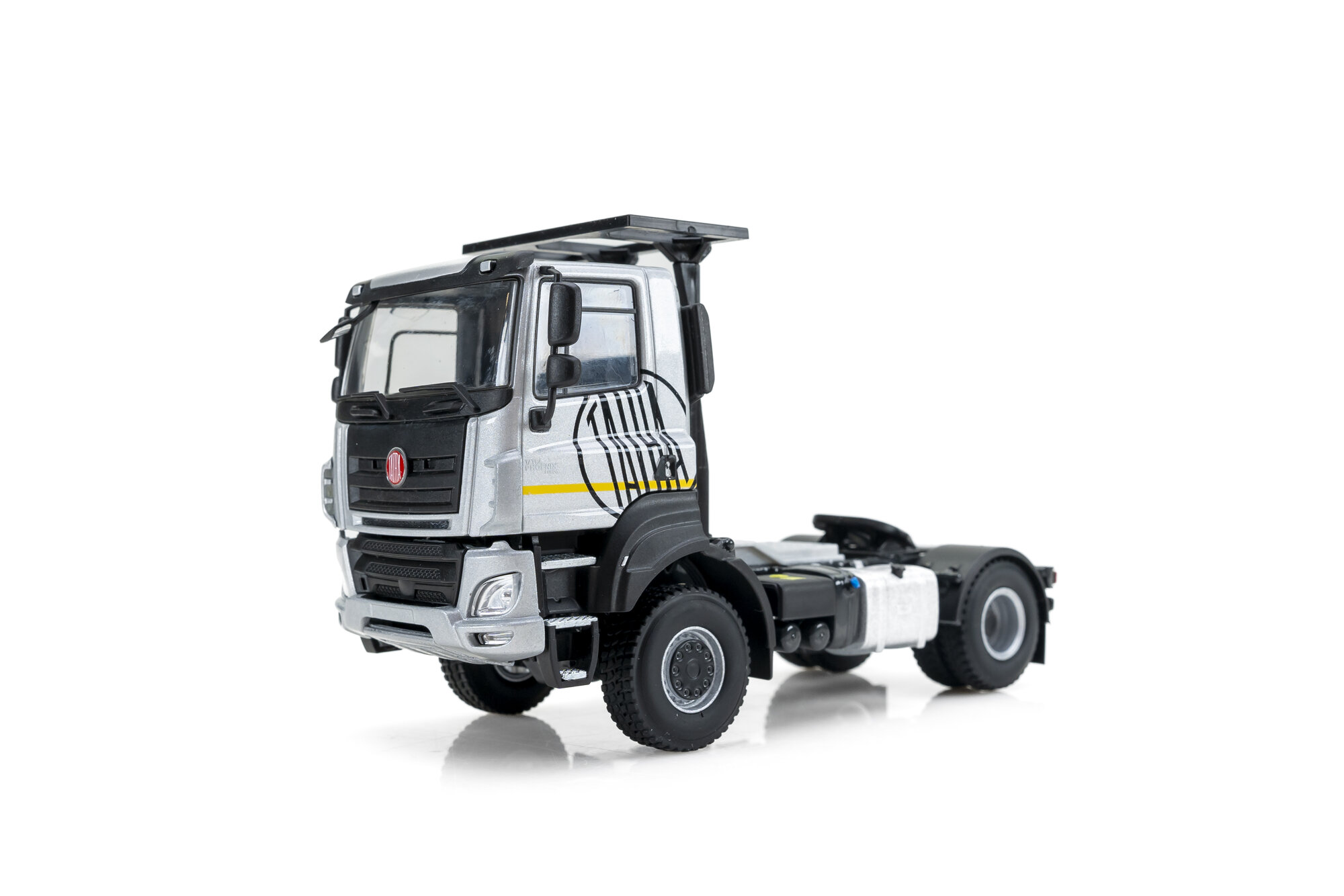 TATRA PHOENIX Euro 6 4x4, silver cab | Modelsnavigator.com