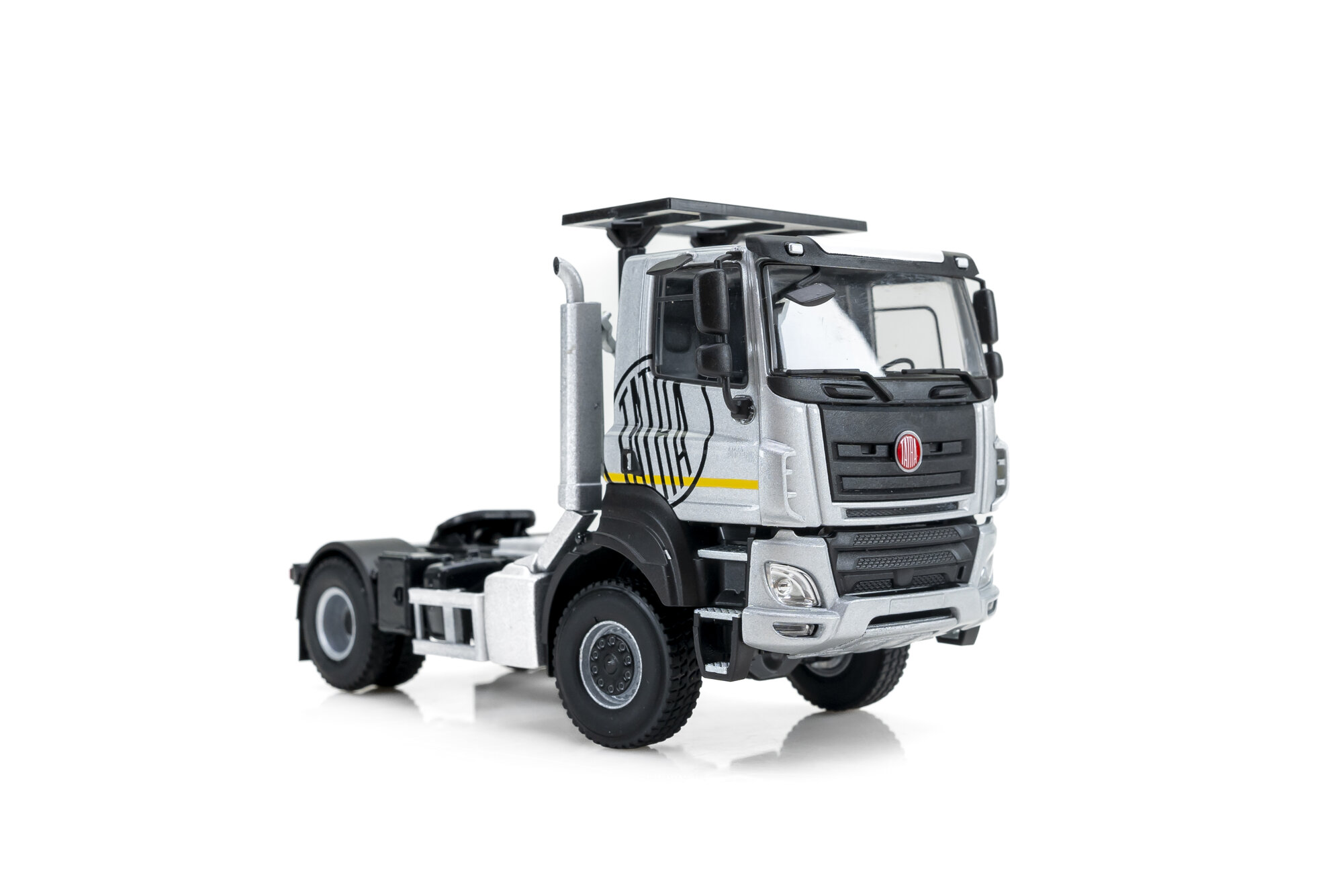 TATRA PHOENIX Euro 6 4x4, silver cab | Modelsnavigator.com