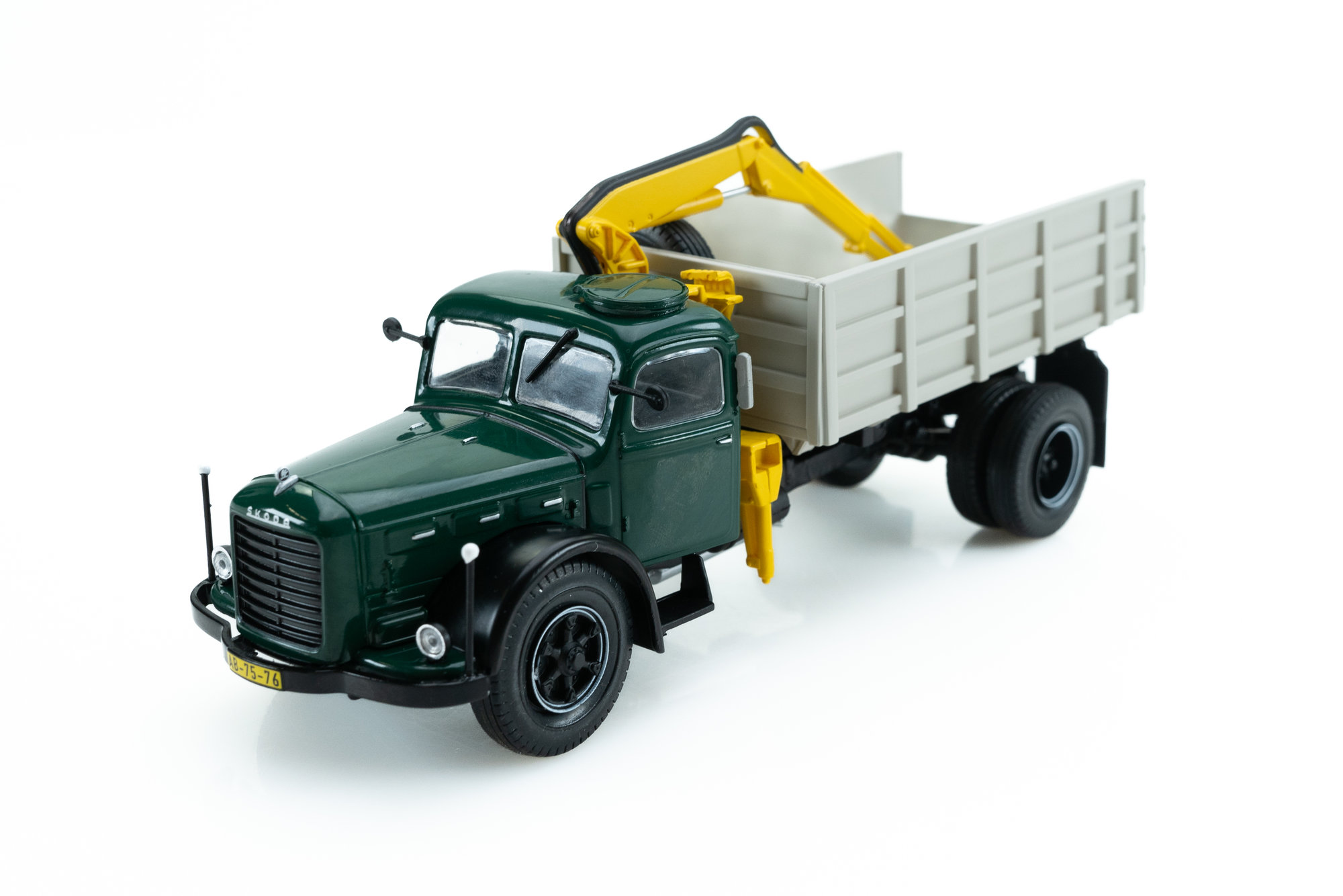 ŠKODA 706 R HR | Modelsnavigator.com