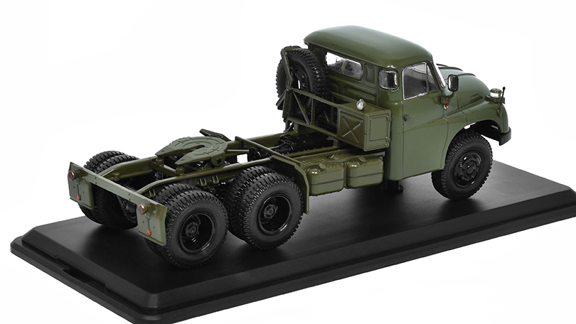 Tatra 138 NT 6x6 Tractor | Modelsnavigator.com