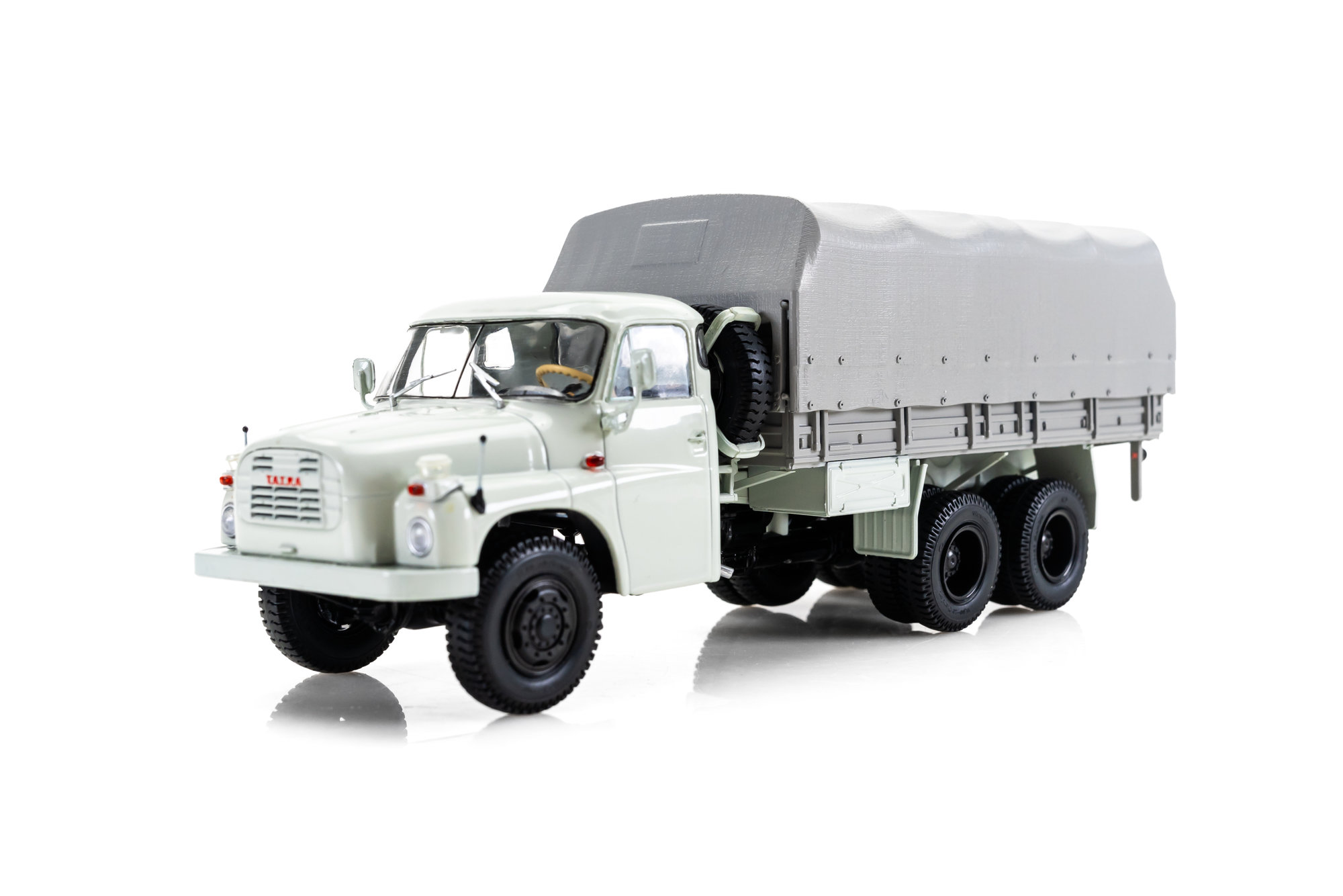 TATRA 148 VNM flatbed | Modelsnavigator.com