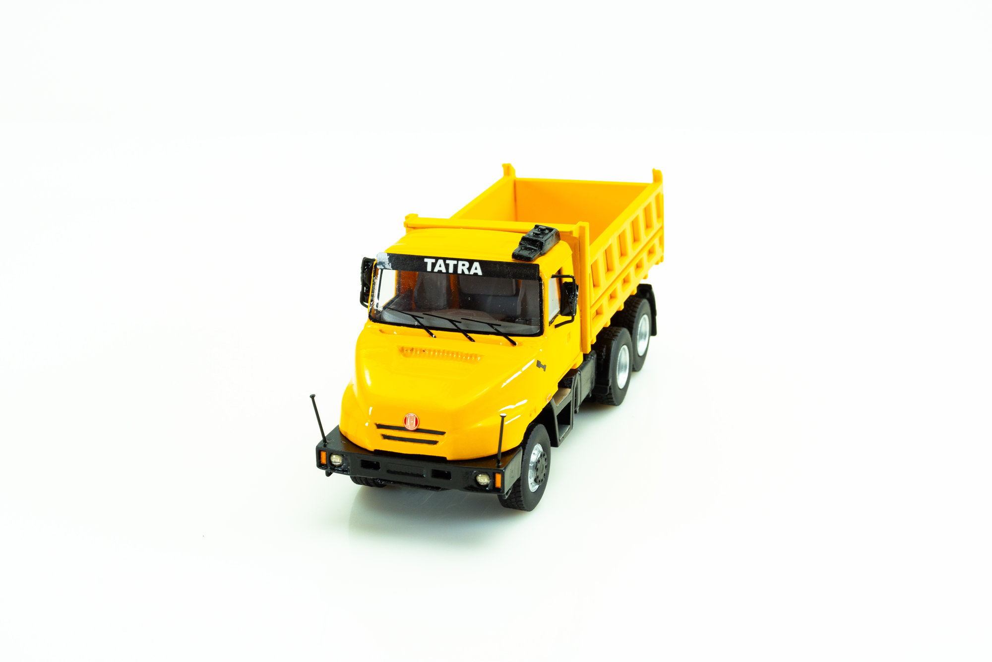 TATRA T163 6x6 Jamal S2 - yellow color | Modelsnavigator.com