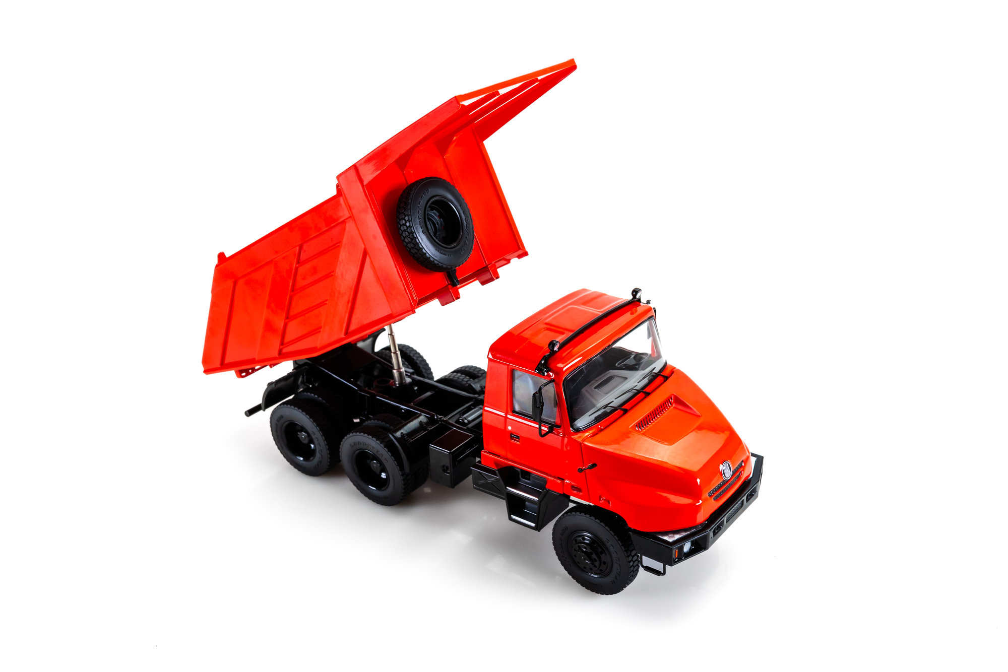 Tatra T163 S1 "JAMAL" red | Modelsnavigator.com