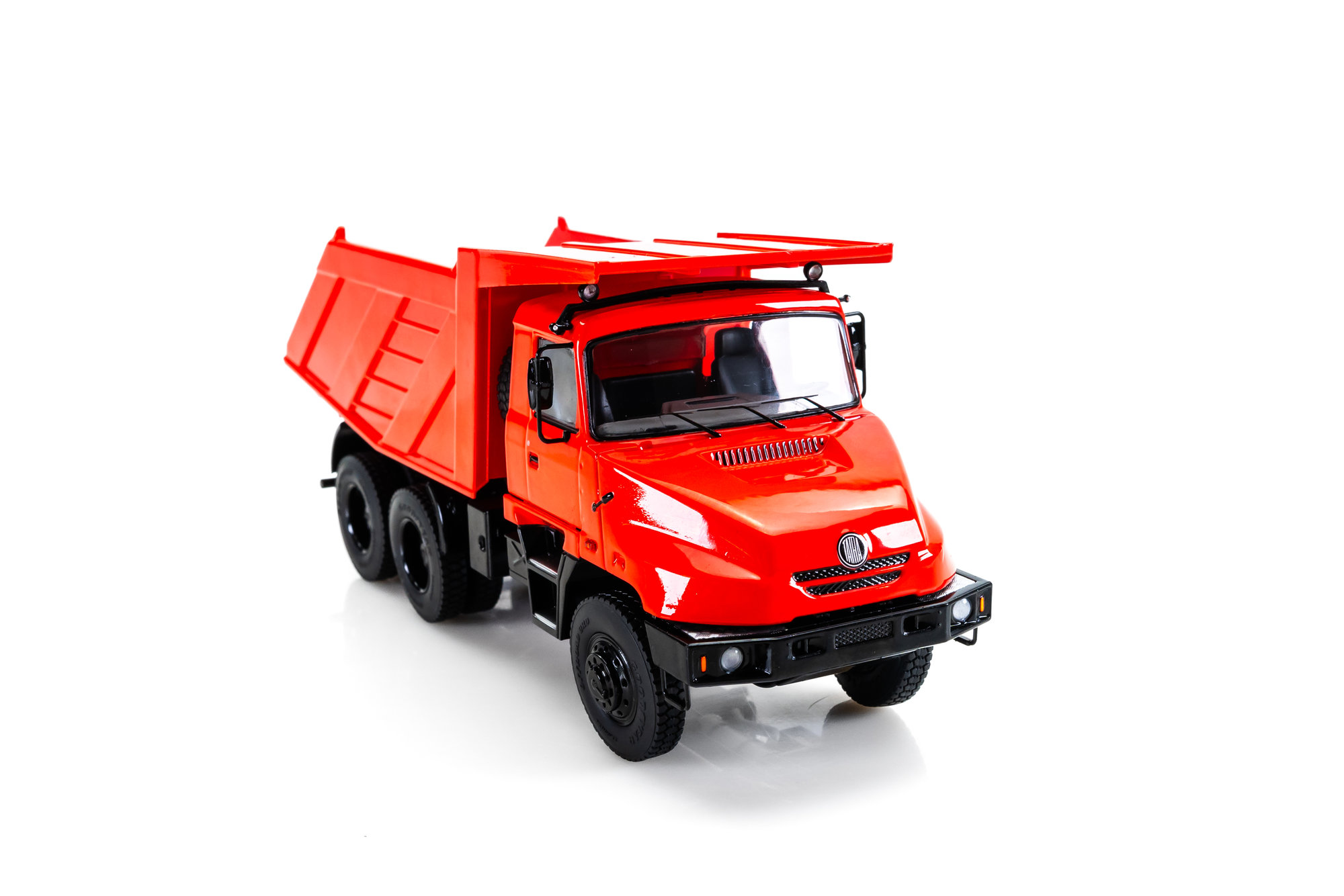 Tatra T163 S1 "JAMAL" red | Modelsnavigator.com