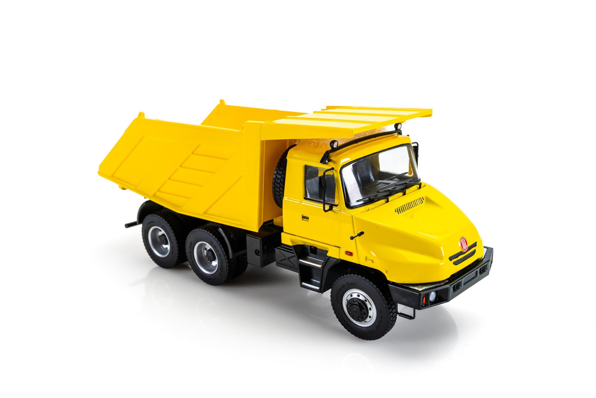 TATRA T163 S1 "JAMAL" yellow | Modelsnavigator.com