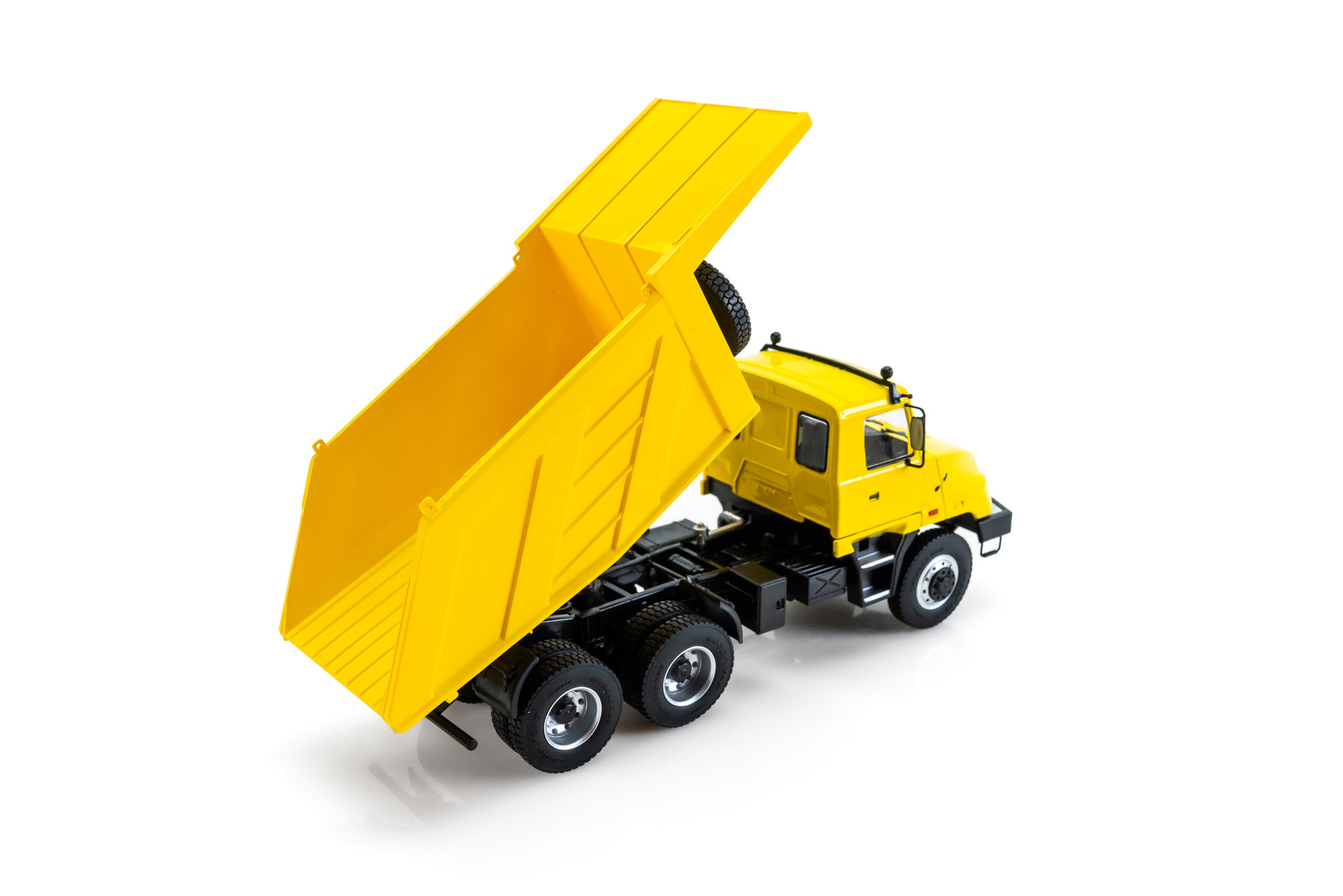TATRA T163 S1 "JAMAL" yellow | Modelsnavigator.com