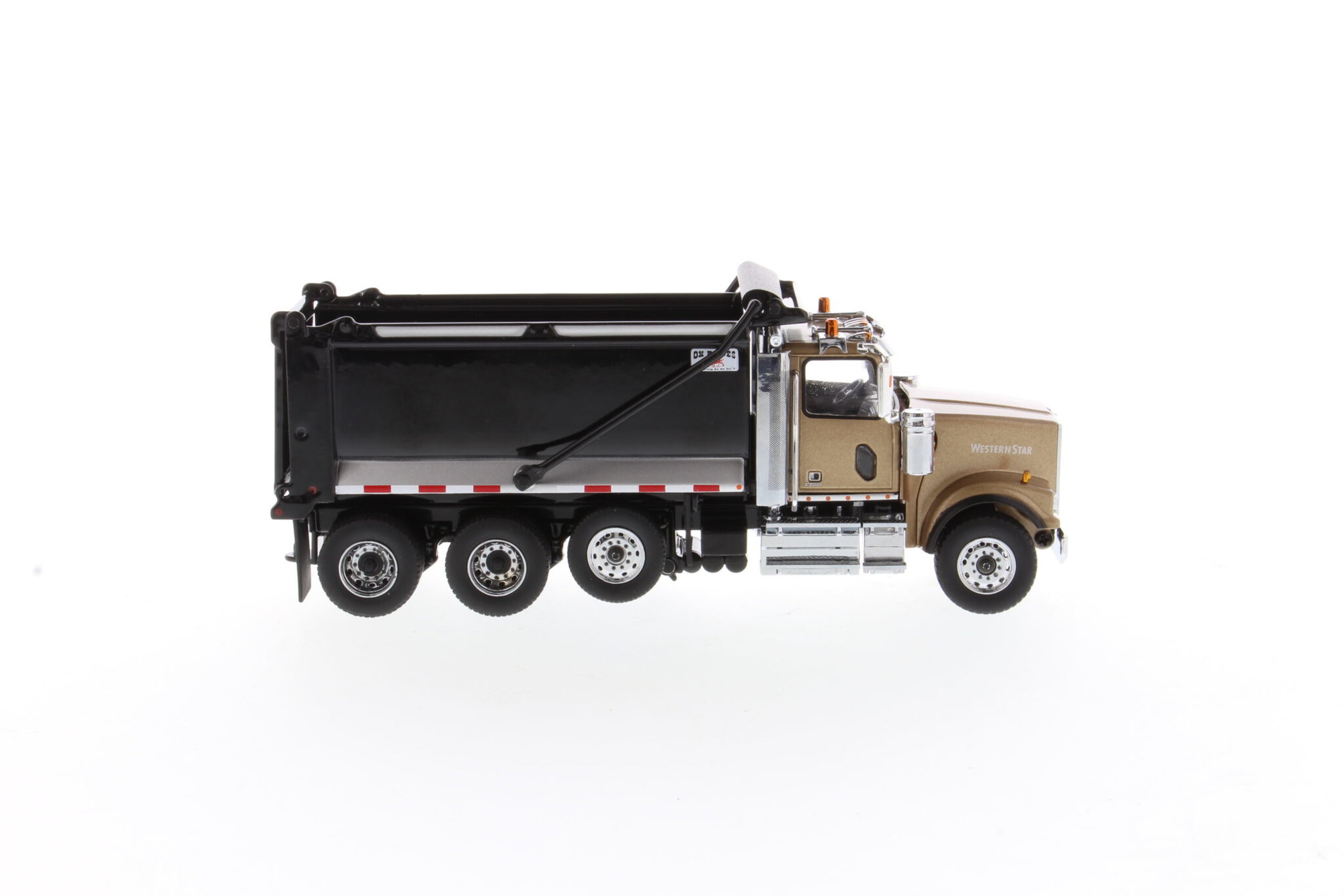 Western Star 4900 SF gold cab and OX Stampede black body ...