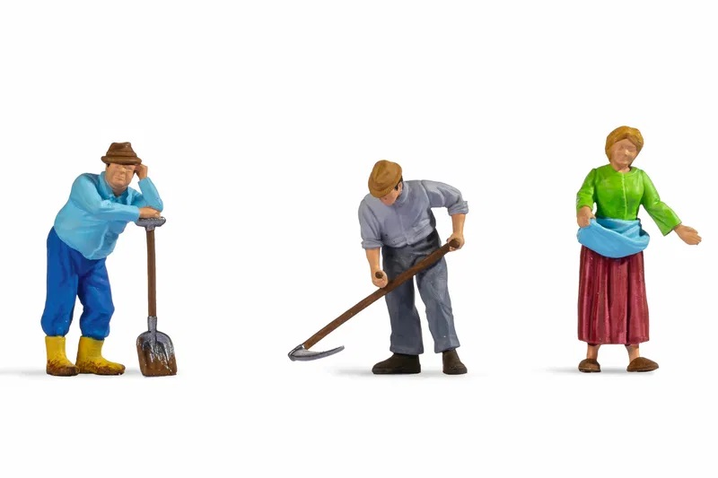 Set of 3 Farmers figures | Modelsnavigator.com