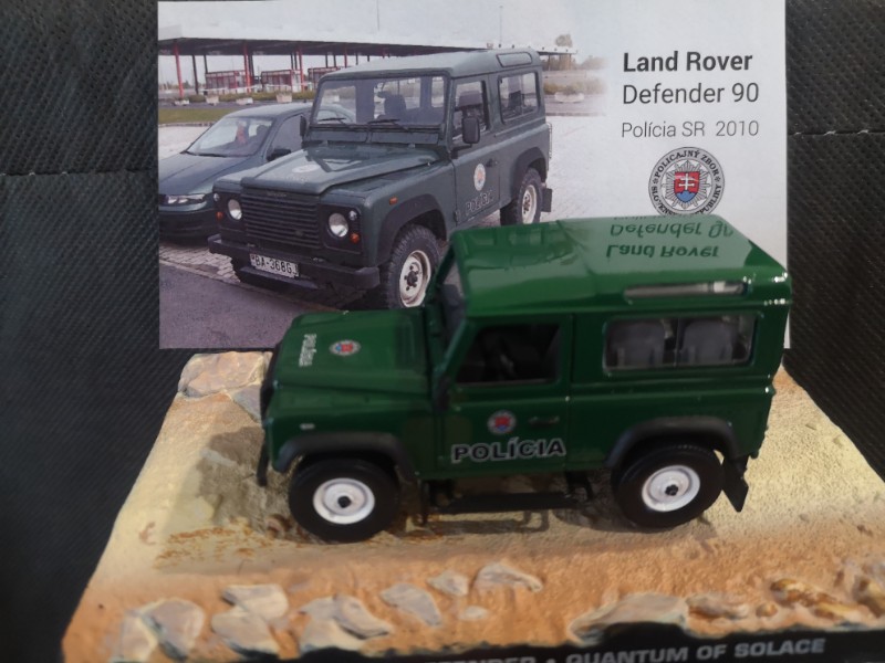 Land Rover Defender 90 - Polizei SR (2005) | Modelsnavigator.com