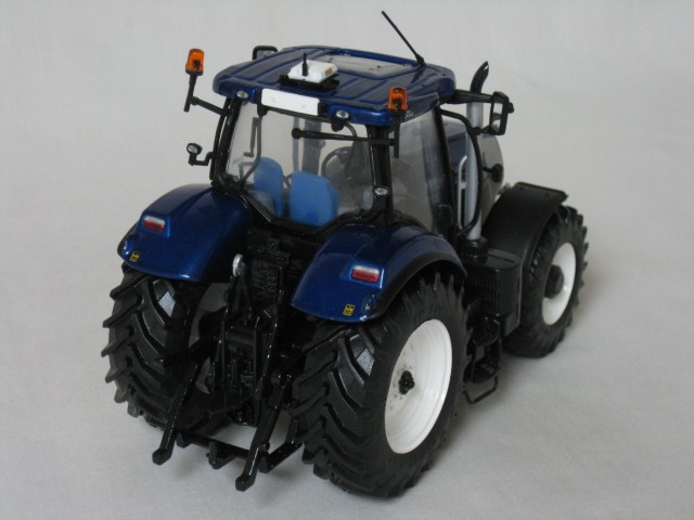 Tractor New Holland T7.210 Blue Power | Modelsnavigator.com