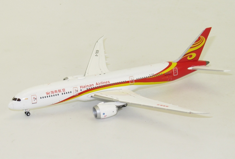 Boeing B787-9 Hainan Airlines - with antenna | Modelsnavigator.com