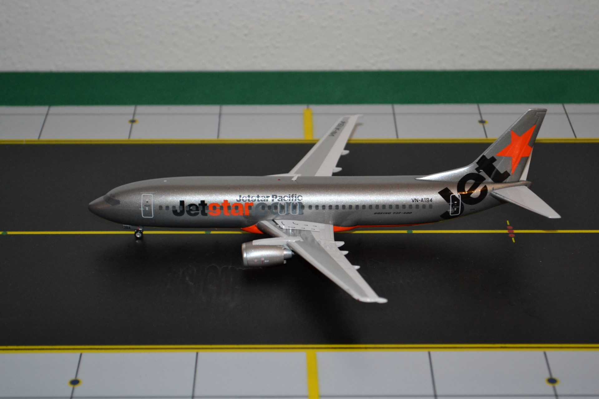 Aircraft Boeing 737-400 Jetstar Pacific | Modelsnavigator.com