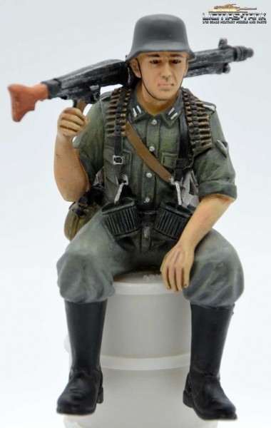 German Tank Rider MG42 Polyresin hand painted | Modelsnavigator.com